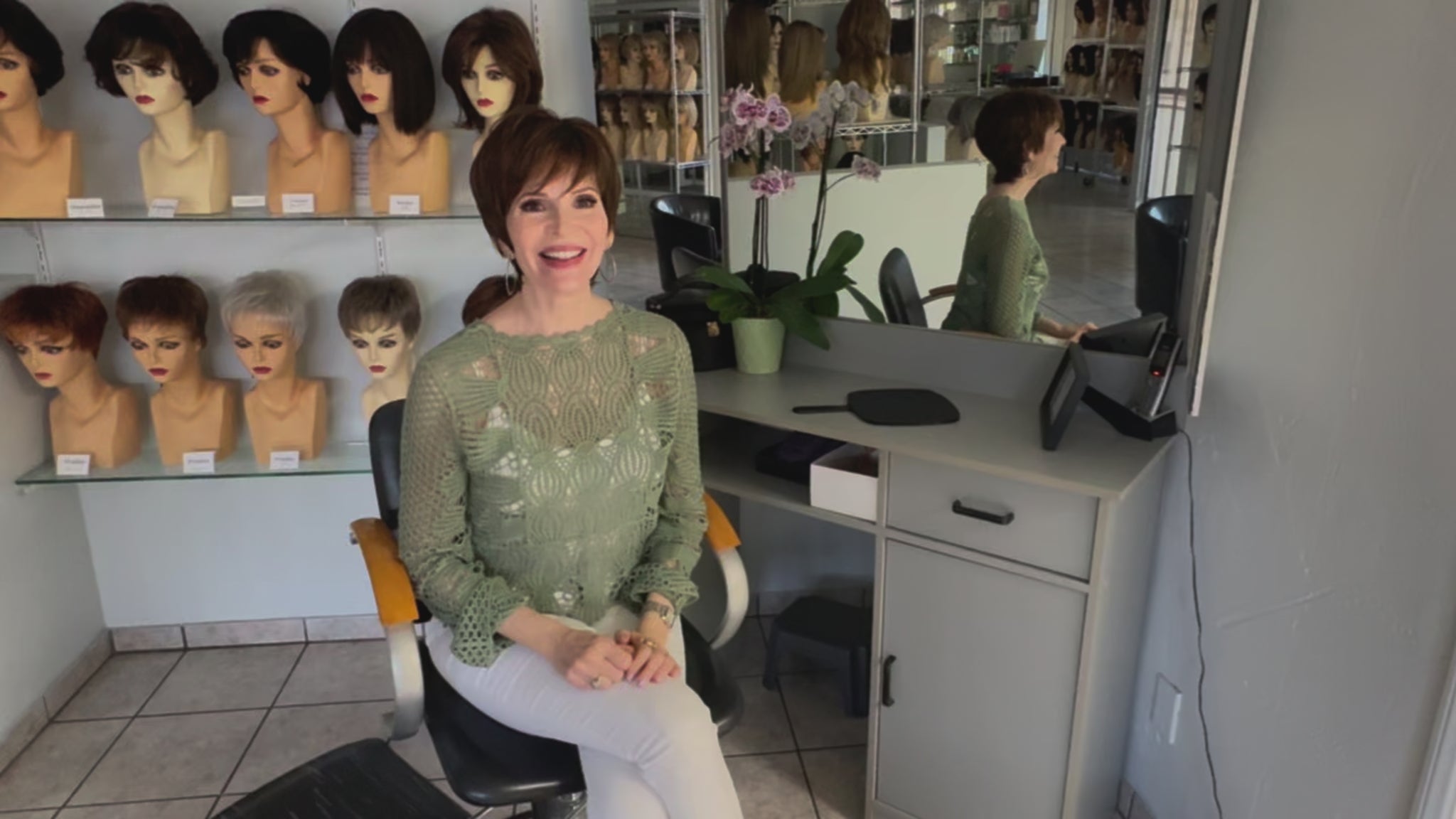 Sara. (Style #1042). Wefted Open Cap